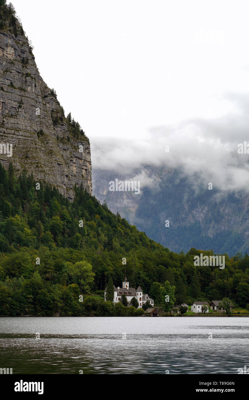 Hallstatt castle grub hi-res stock photography and images - Alamy