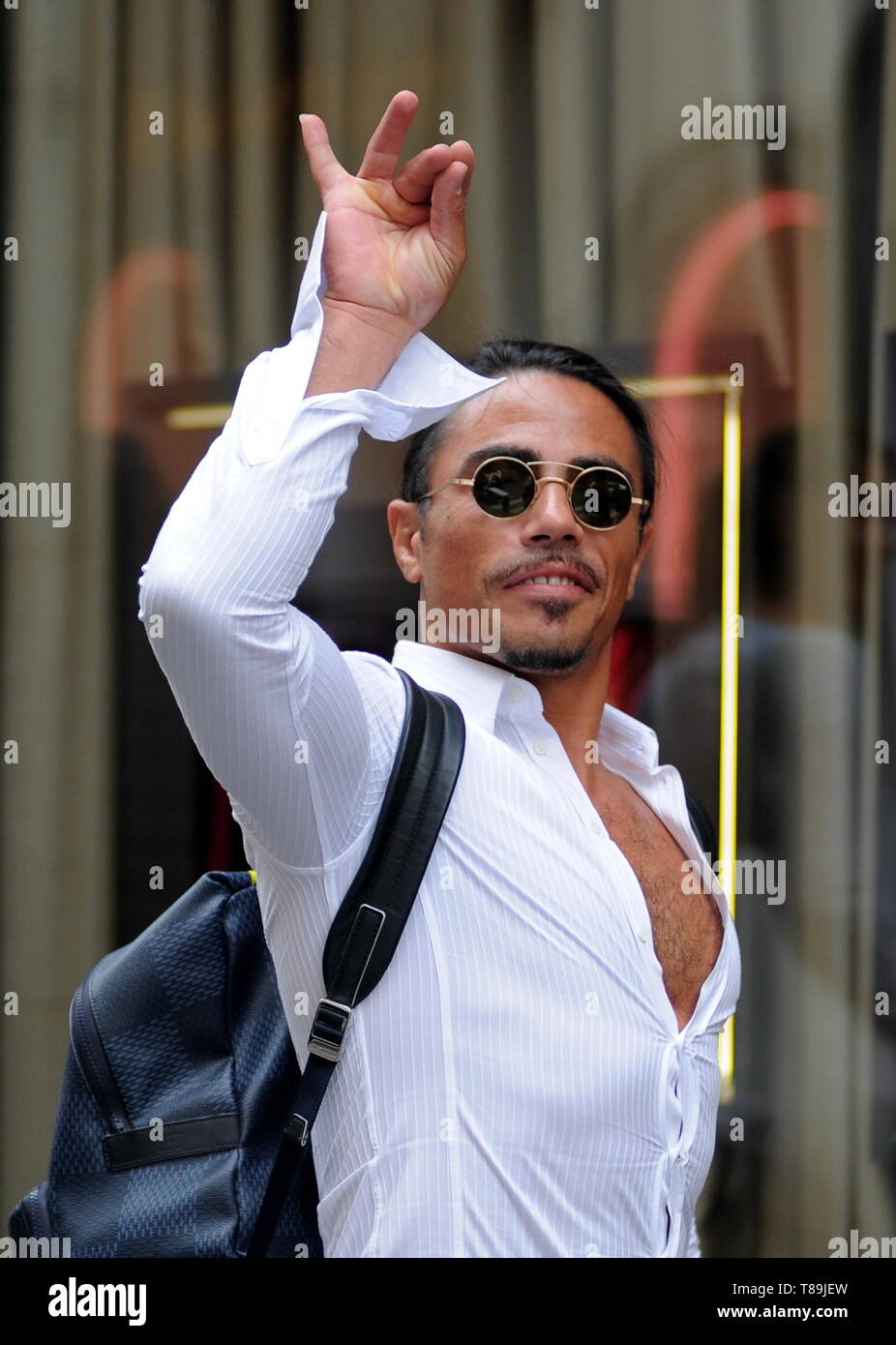 Turkish butcher Salt Bae aka Nusret Gokce out and about in Milan ...