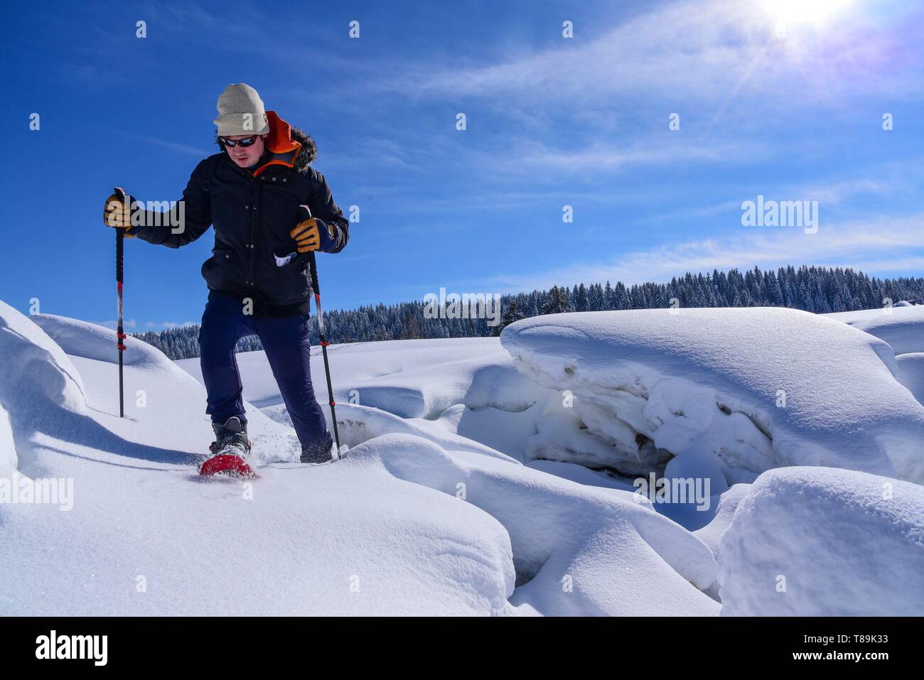 France, Jura, GTJ great crossing of the Jura on snowshoes, crossing ...
