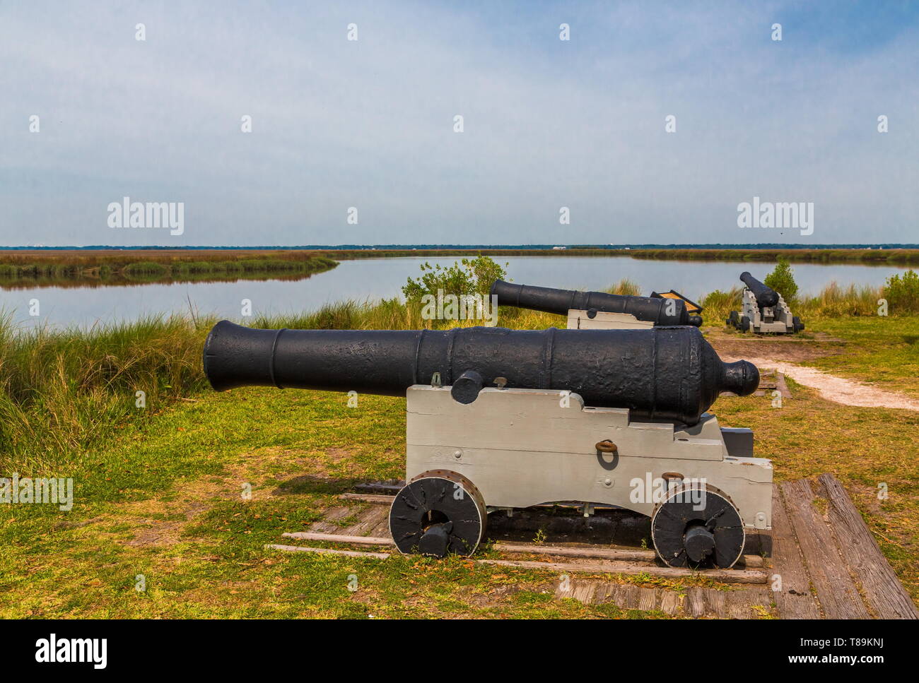 Cannon 1700s hi-res stock photography and images - Alamy