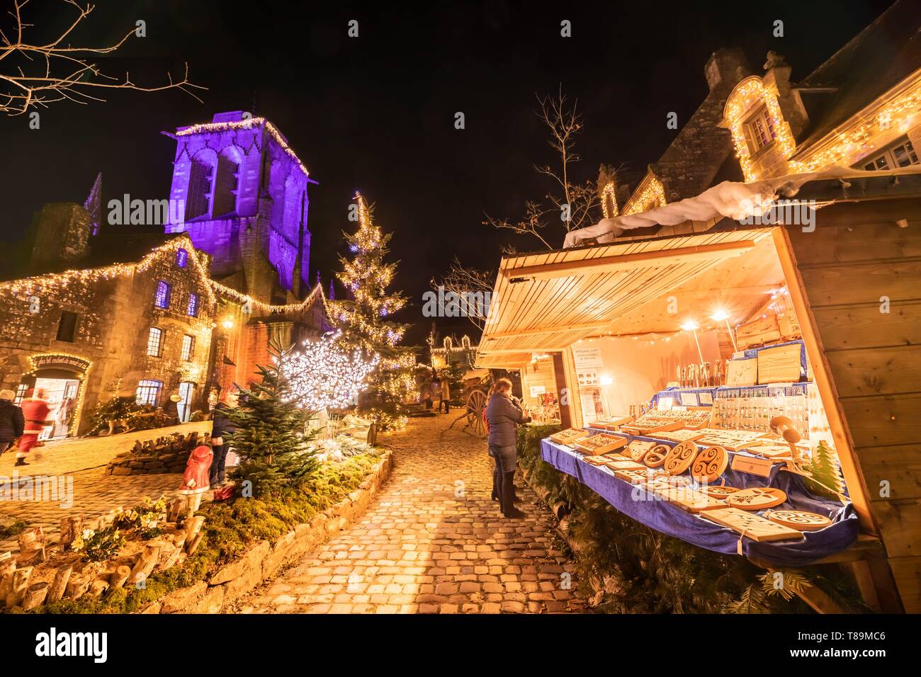 France, Finistere, Locronan, The Locronan christmas illuminated market ...