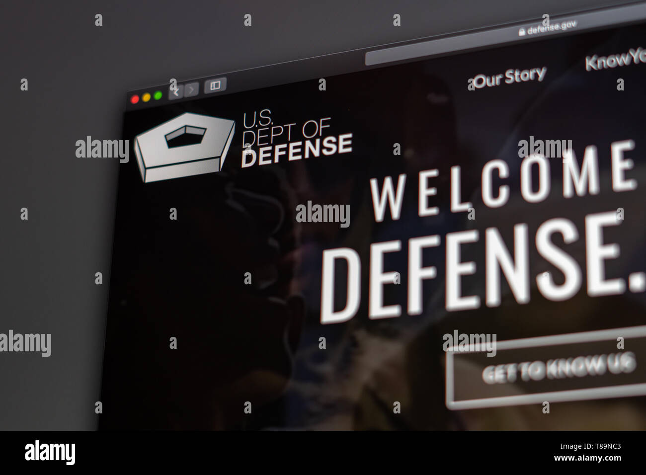 Pentagon logo hi-res stock photography and images - Alamy