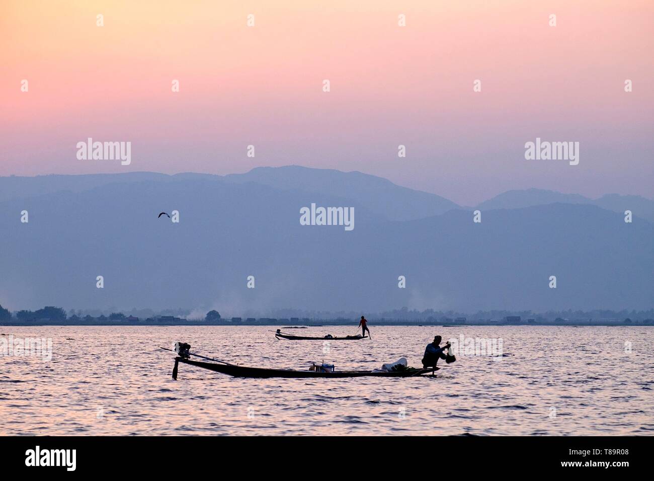 Myanmar, Shan state, Inle Lake Stock Photo - Alamy