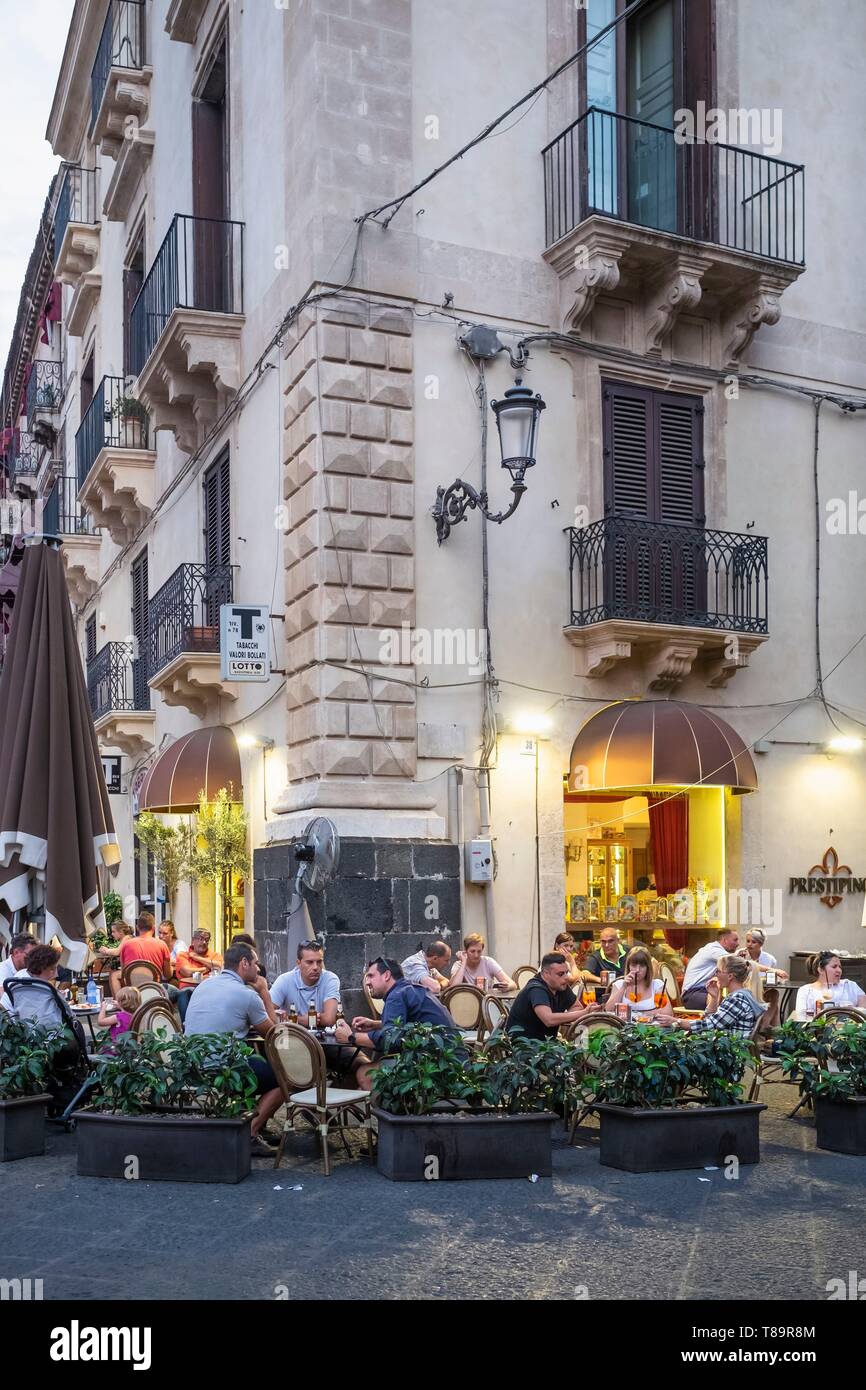 Italy, Sicily, Catania, Baroque city listed as UNESCO World Heritage, Via Etnea is the main ...