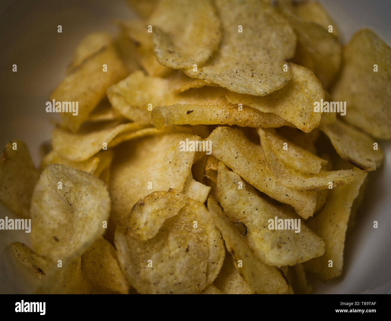 Potato chip texture hi-res stock photography and images - Alamy