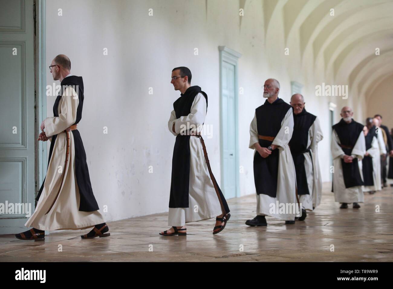 Summer refectory hi-res stock photography and images - Alamy