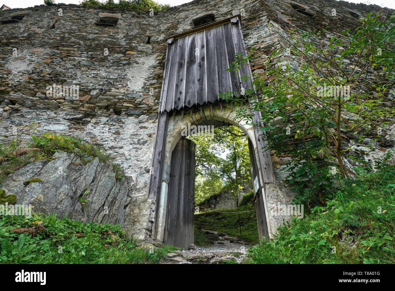 Gates at Reifenstein Castle (Castel Tasso), Freienfeld, South Tyrol ...