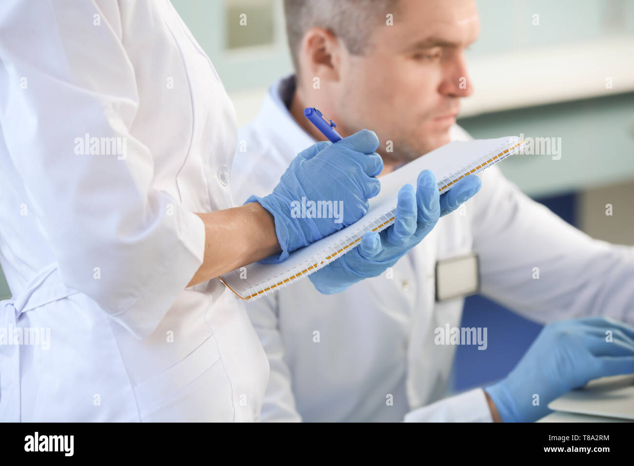 Laboratory notebook chemistry hi-res stock photography and images - Alamy