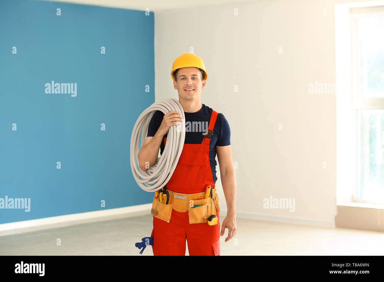 Cable Loom Stock Photos & Cable Loom Stock Images - Alamy