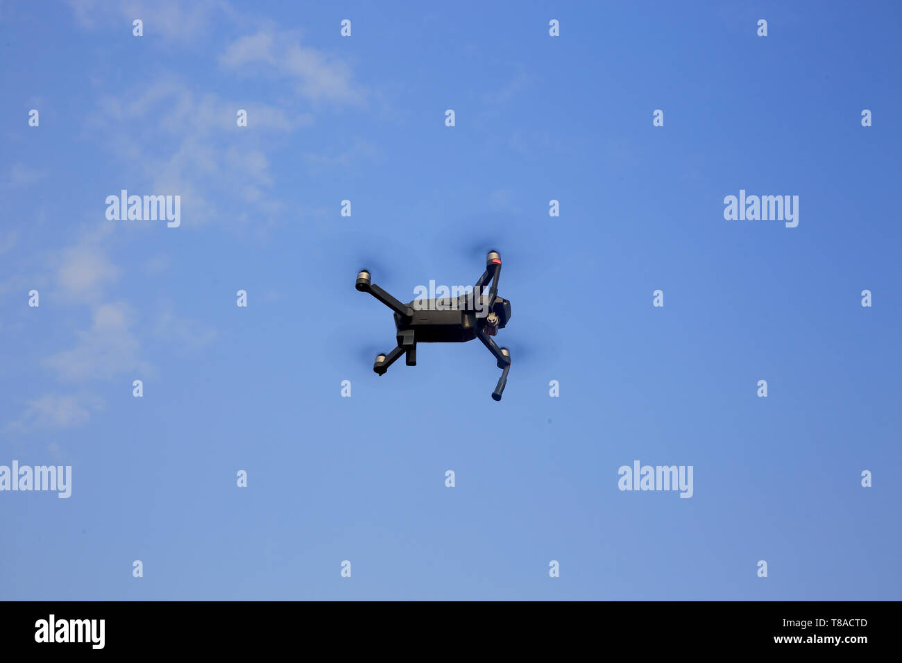 Bluey sky hi-res stock photography and images - Alamy