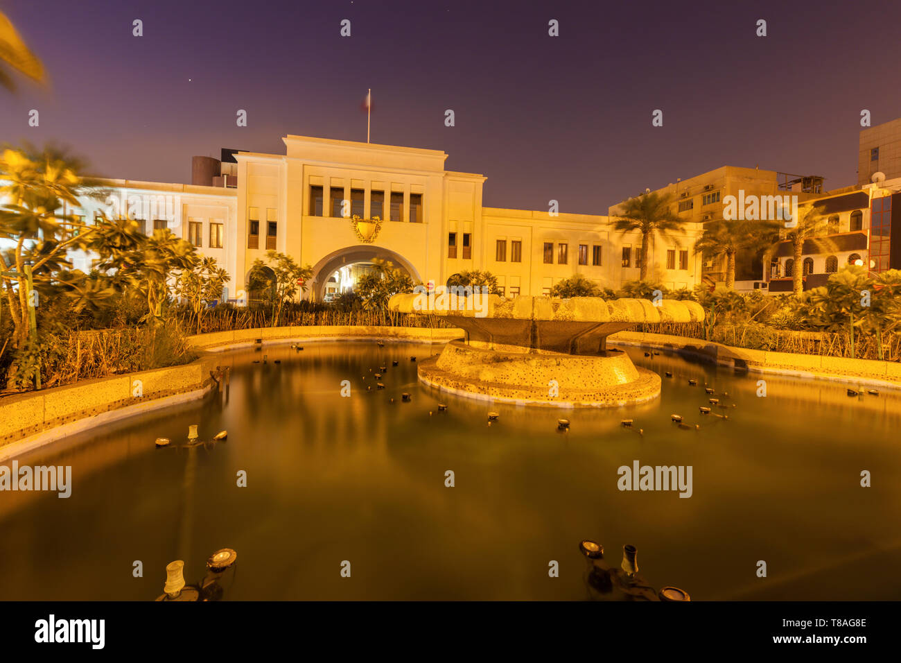 Bahrain gate hi-res stock photography and images - Alamy