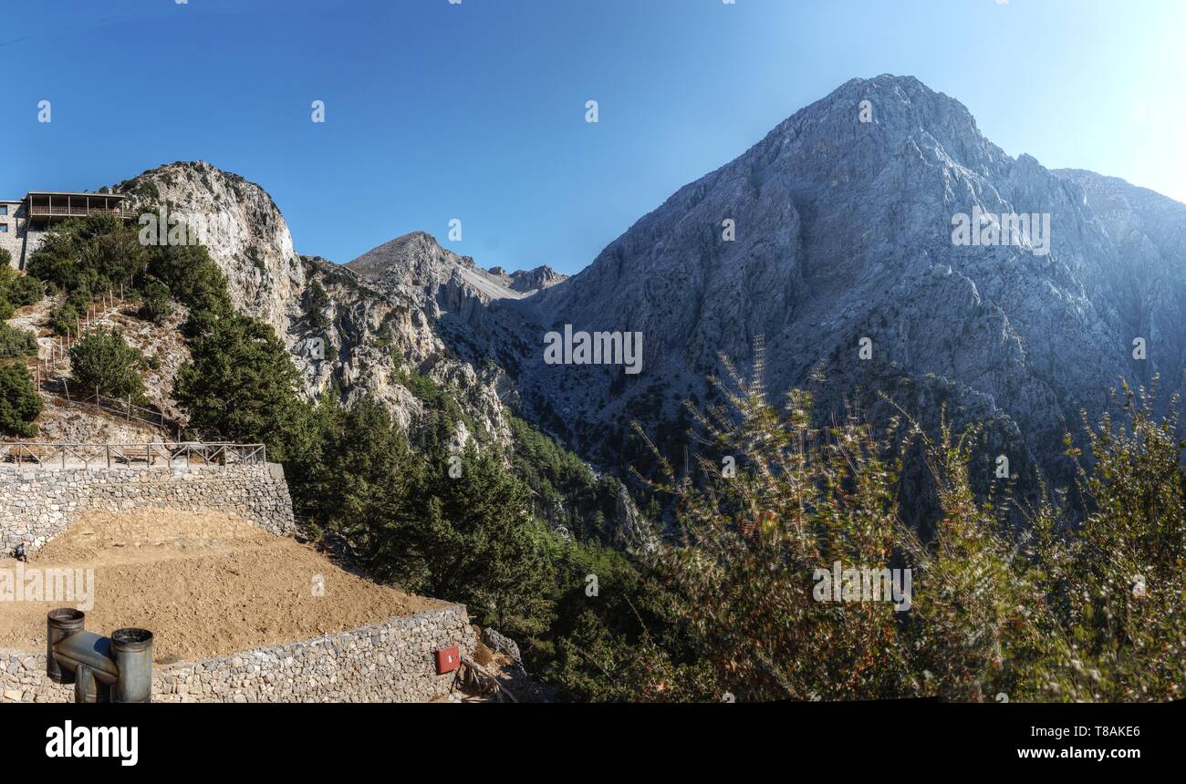 Terrain at the top of the Samarià Gorge, Crete Stock Photo - Alamy