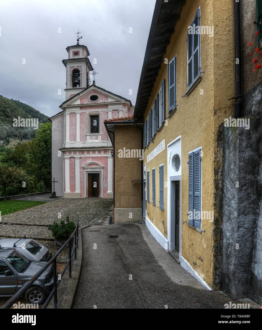 Italianate church in the Swiss village of Cabbio Stock Photo - Alamy