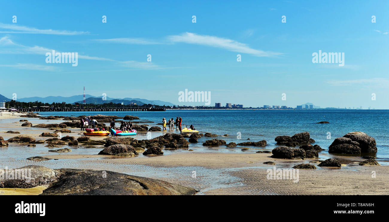 Tropical beach, summer sea sunny sky background Stock Photo - Alamy