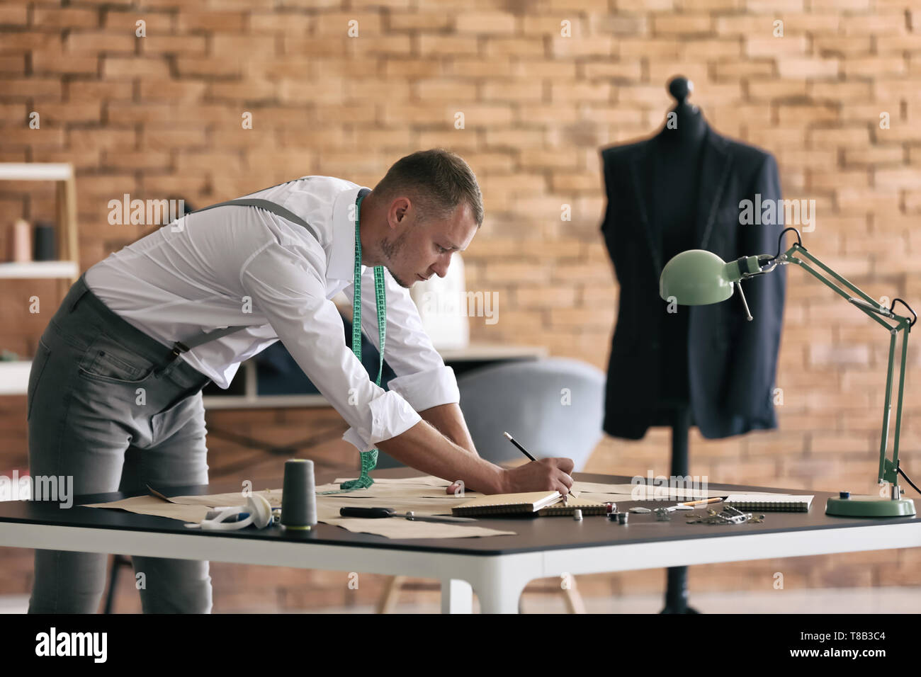 Dressmaking patterns hi-res stock photography and images - Alamy