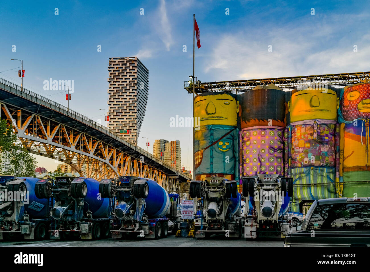 Ocean cement yard hi-res stock photography and images - Alamy