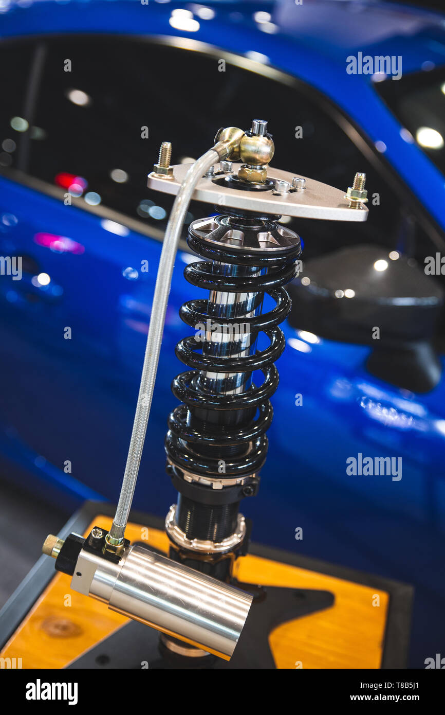 Vehicle suspension system spring hi-res stock photography and images ...