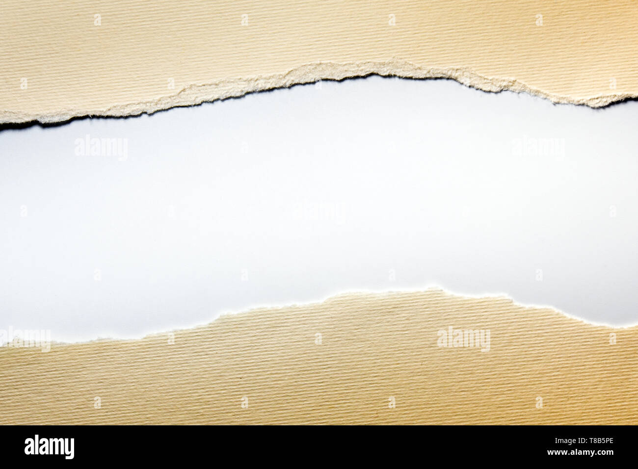 Space between white paper torn apart Stock Photo - Alamy