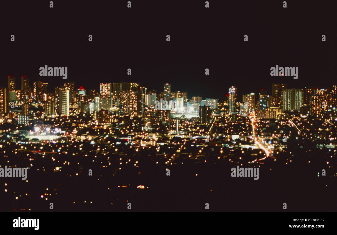 Honolulu at night from Tantalus Overlook,Oahu,Hawaii Stock Photo - Alamy