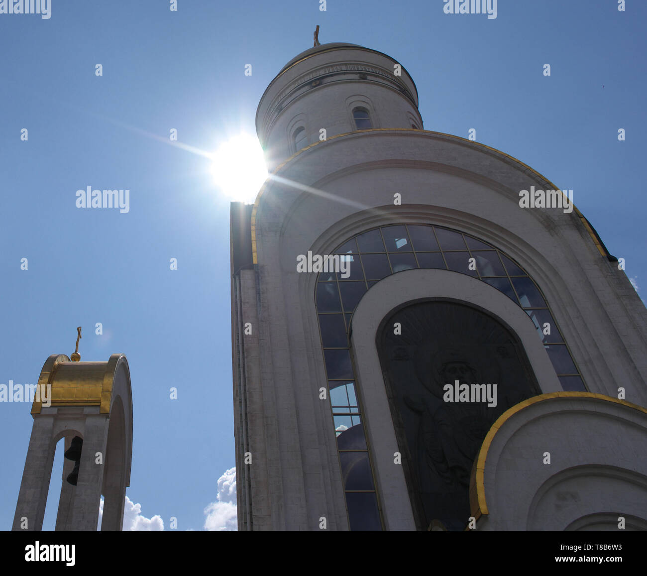 church in the daytime Stock Photo - Alamy