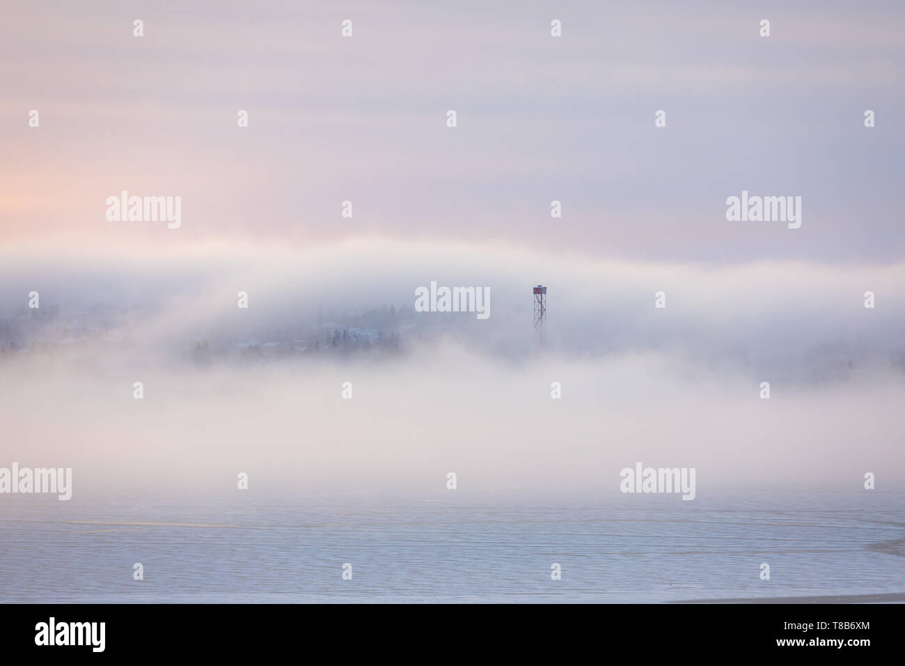 Thick fog over city hi-res stock photography and images - Alamy