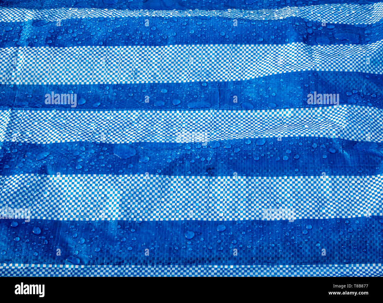 Plastic sheet tarpaulin hi-res stock photography and images - Alamy