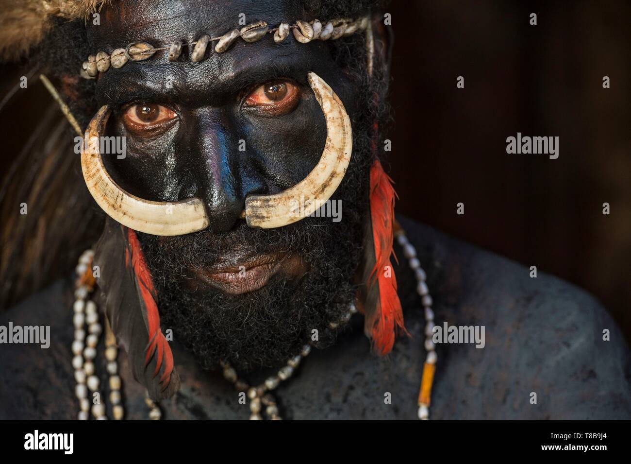 Papua New Guinea, Enga Province, Ewa tribe, Wabag region, dancers ...