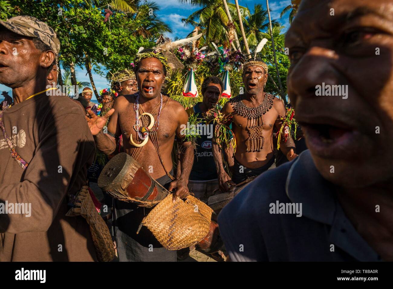 Kid dance performance hi-res stock photography and images - Alamy