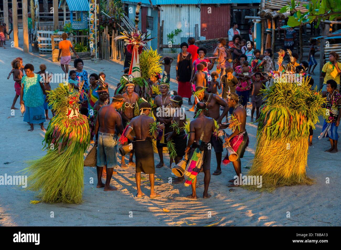 Tumbuan High Resolution Stock Photography and Images - Alamy