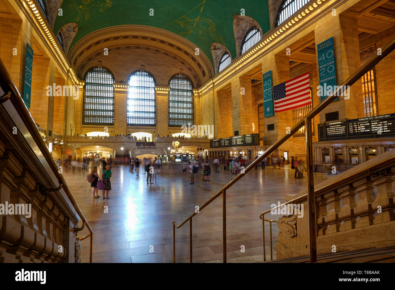 Grand central station ceiling hi-res stock photography and images - Alamy