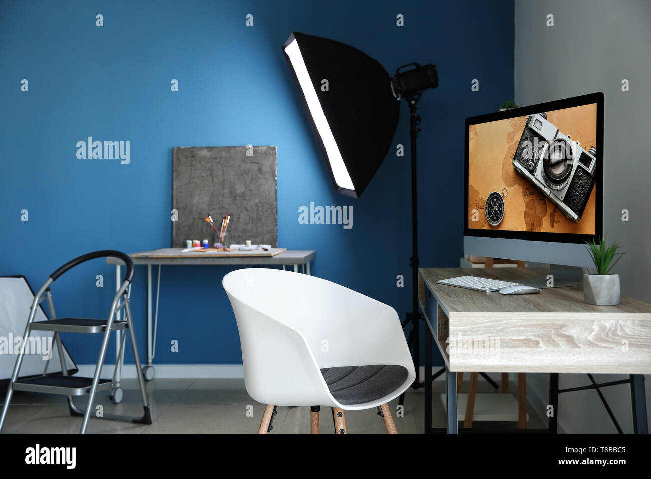 Interior of photo studio with professional equipment Stock Photo - Alamy