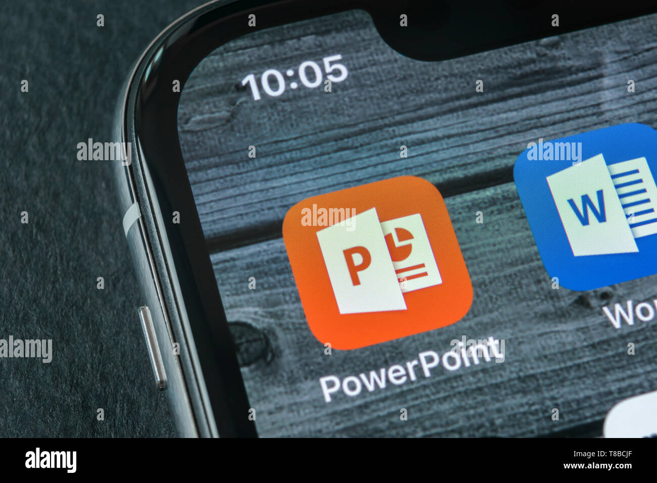 Windows 11 icon hi-res stock photography and images - Alamy