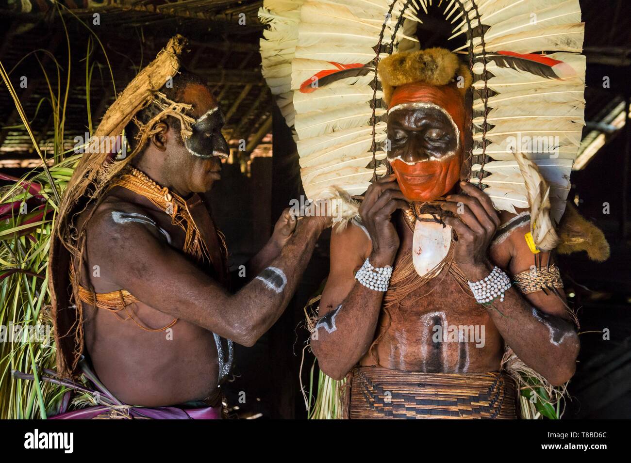 Southern Highlands Province High Resolution Stock Photography and ...