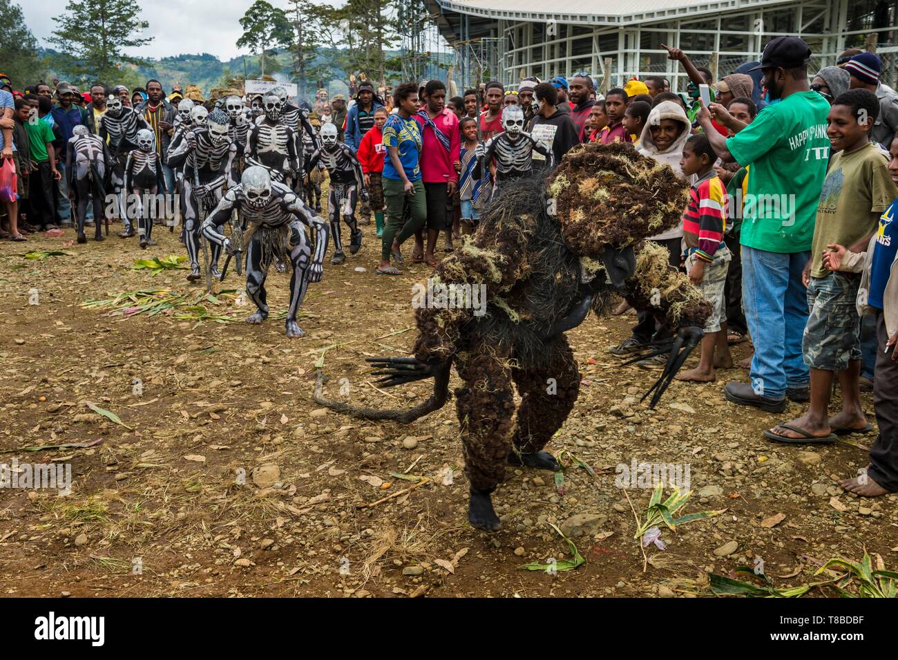 Papua New Guinea, Western Highlands Province, Wahgi Valley, Mount Hagen ...