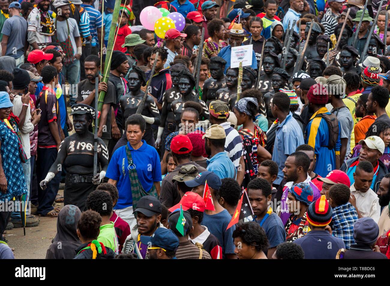Simbu province goroka show hi-res stock photography and images - Alamy