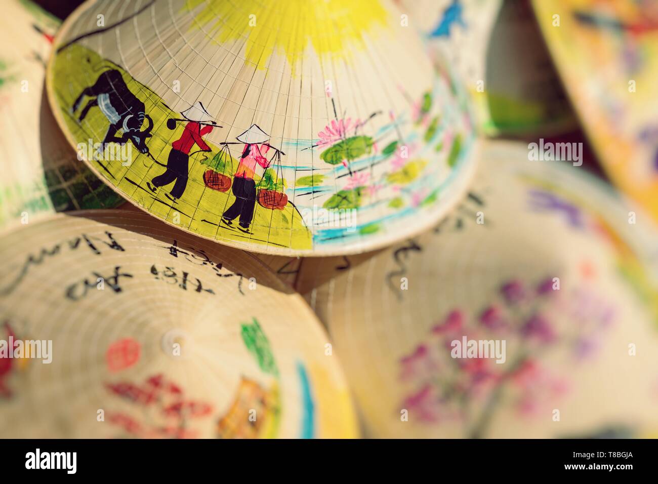 Asian style conical hats hi-res stock photography and images - Alamy