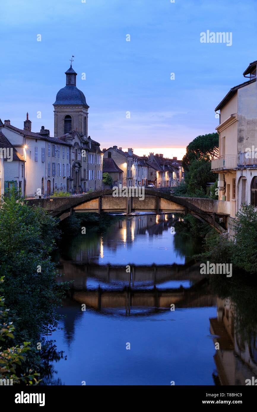 France, Lot, Quercy, Saint Cere, river La Bave Stock Photo - Alamy