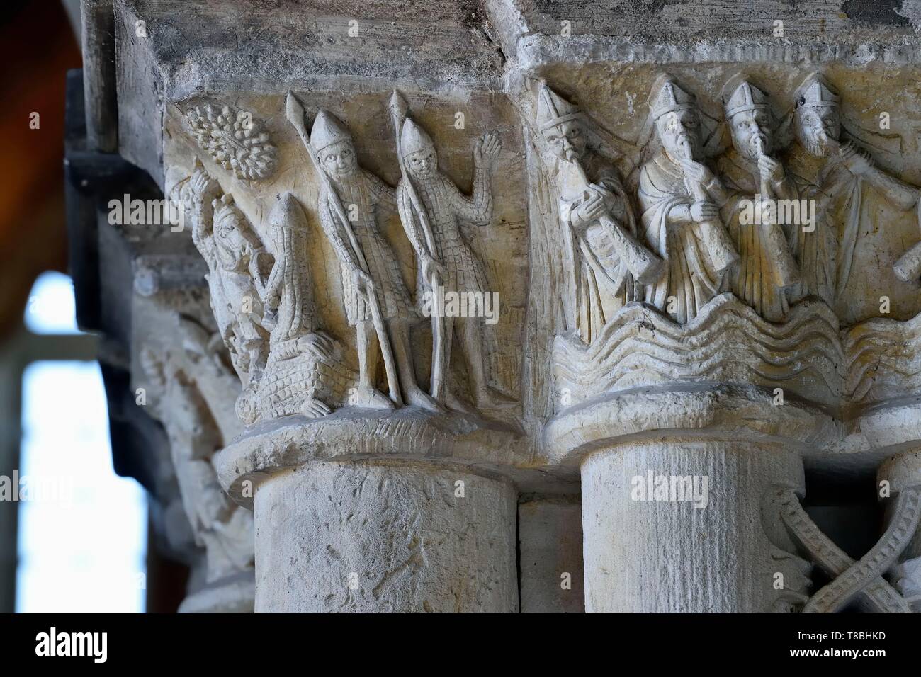 Medieval historiated capital hi-res stock photography and images - Alamy