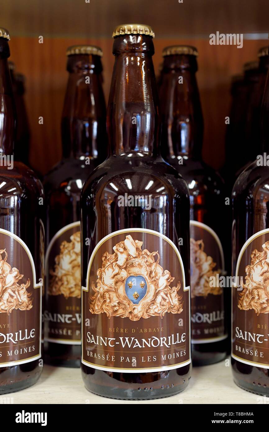 Abbey beer hi-res stock photography and images - Alamy