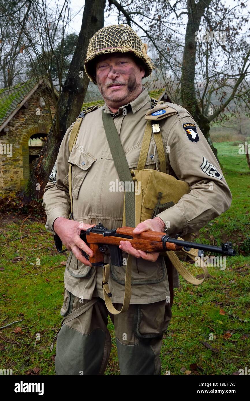 World war ii military reenactor hi-res stock photography and images - Alamy