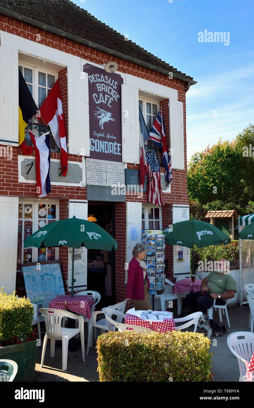 Cafe normandie hi-res stock photography and images - Alamy