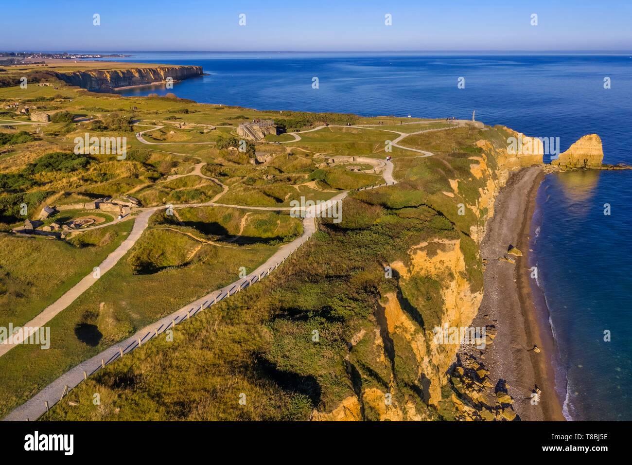 France, Calvados, Cricqueville en Bessin, Pointe du Hoc, ruins of ...