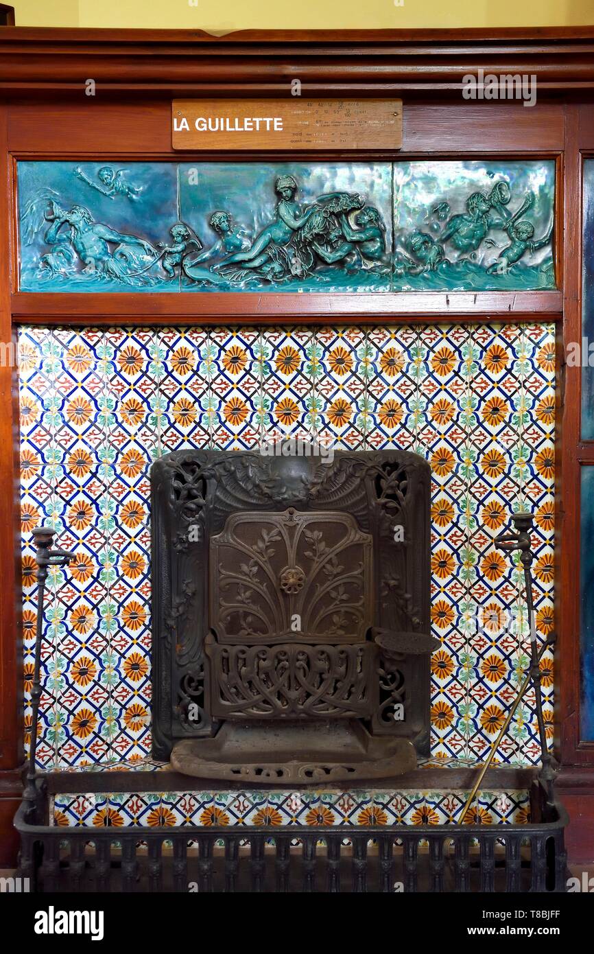 Guy de maupassant la guillette hi-res stock photography and images - Alamy