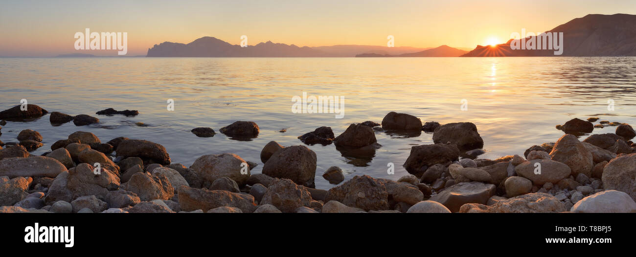 Panorama summer landscape hi-res stock photography and images - Alamy