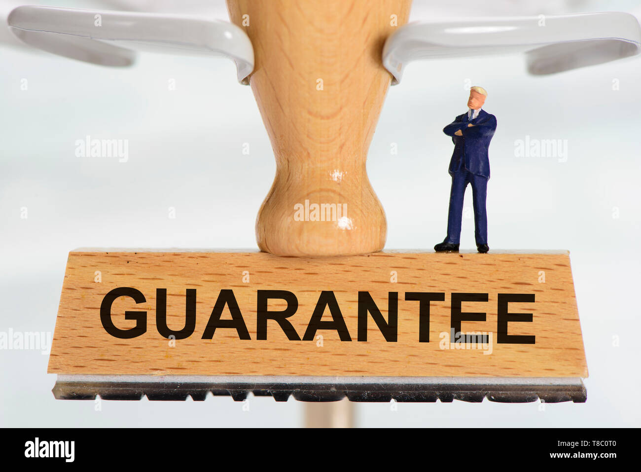 Warranty quality control guarantee hi-res stock photography and images ...