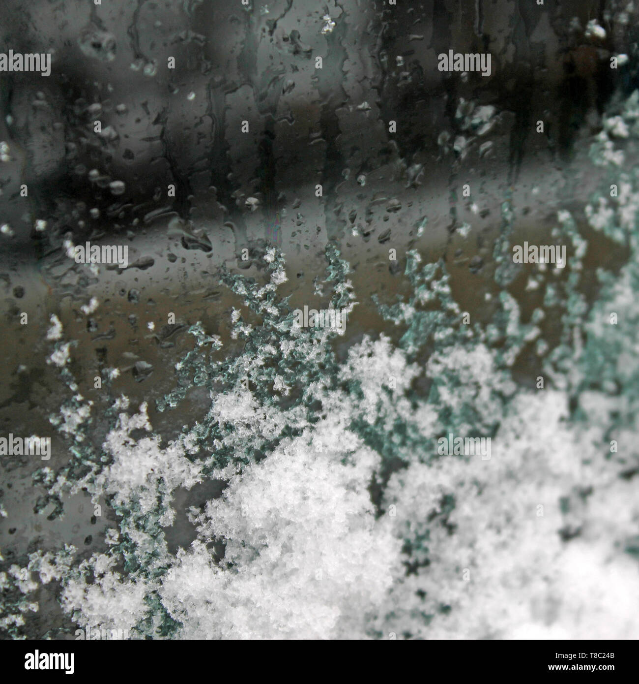 Sleet hi-res stock photography and images - Alamy