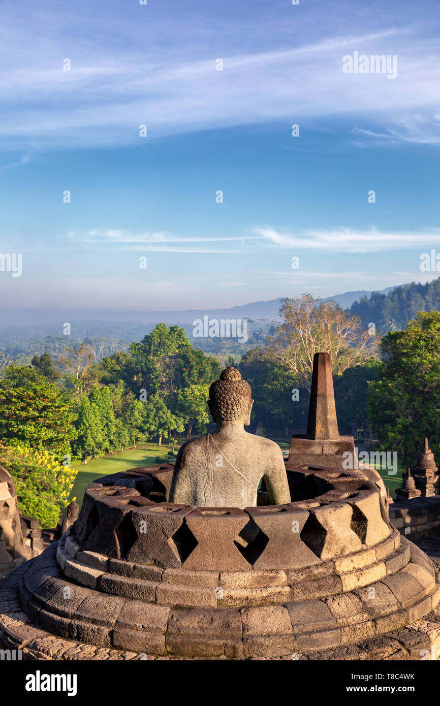 Borobudur hi-res stock photography and images - Alamy