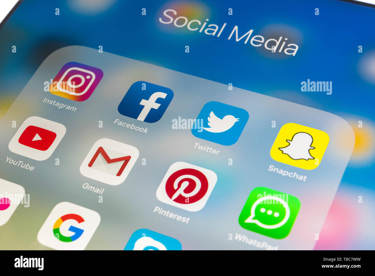 Snapchat android hi-res stock photography and images - Alamy