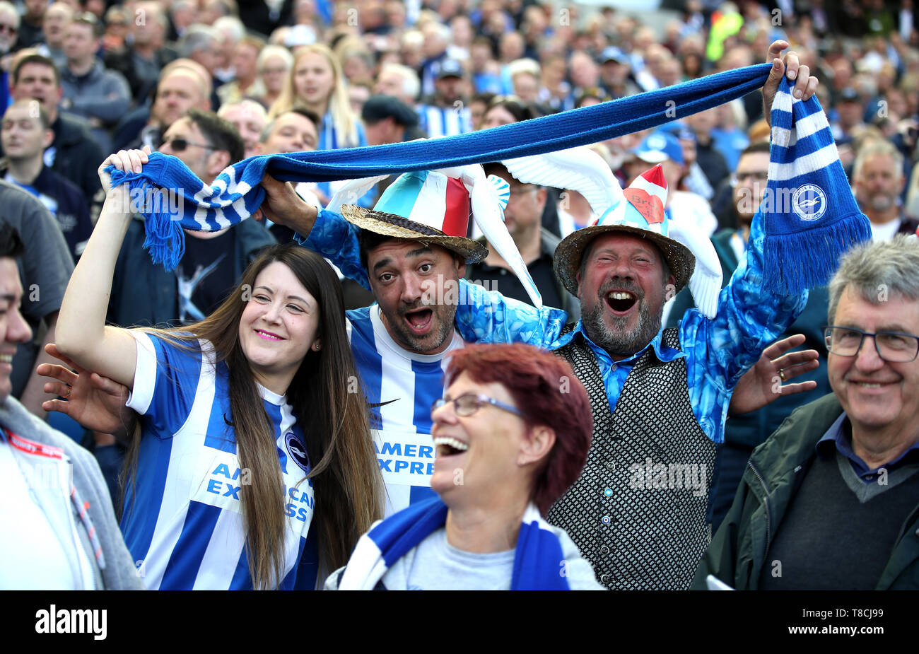 Brighton hove albion fans in stands hi-res stock photography and images ...