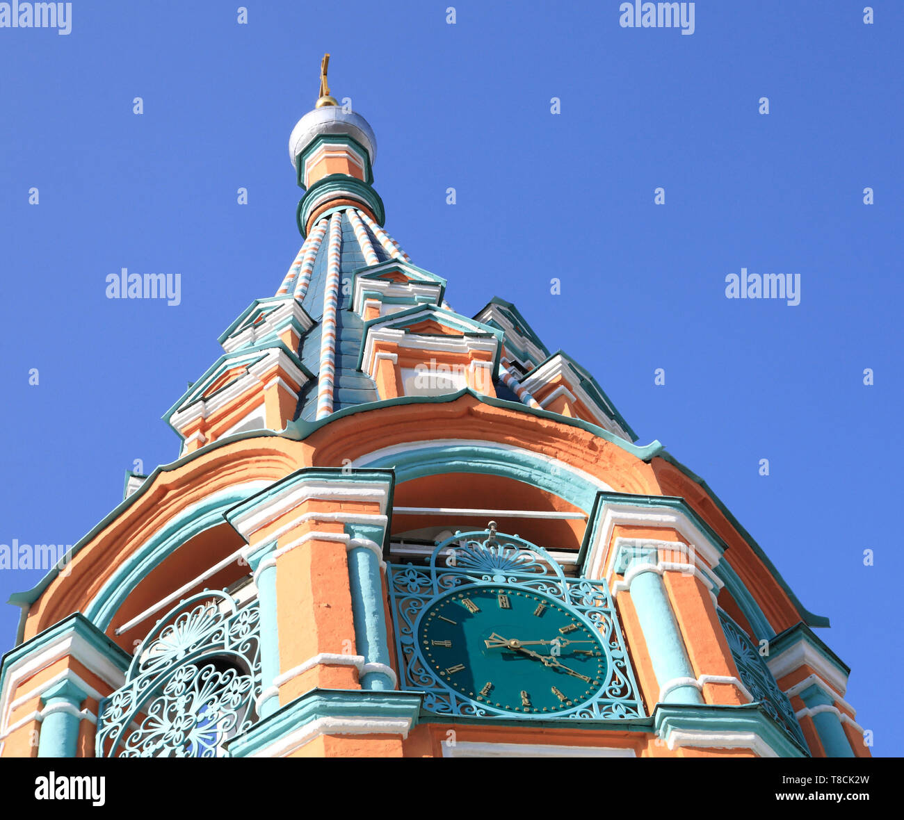 church in the daytime Stock Photo - Alamy